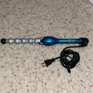 BedHead | Hair | Bed Head Rock N Roller Curling Iron | Poshmark